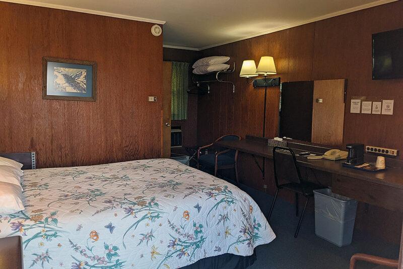 Indianhead Motel Ironwood